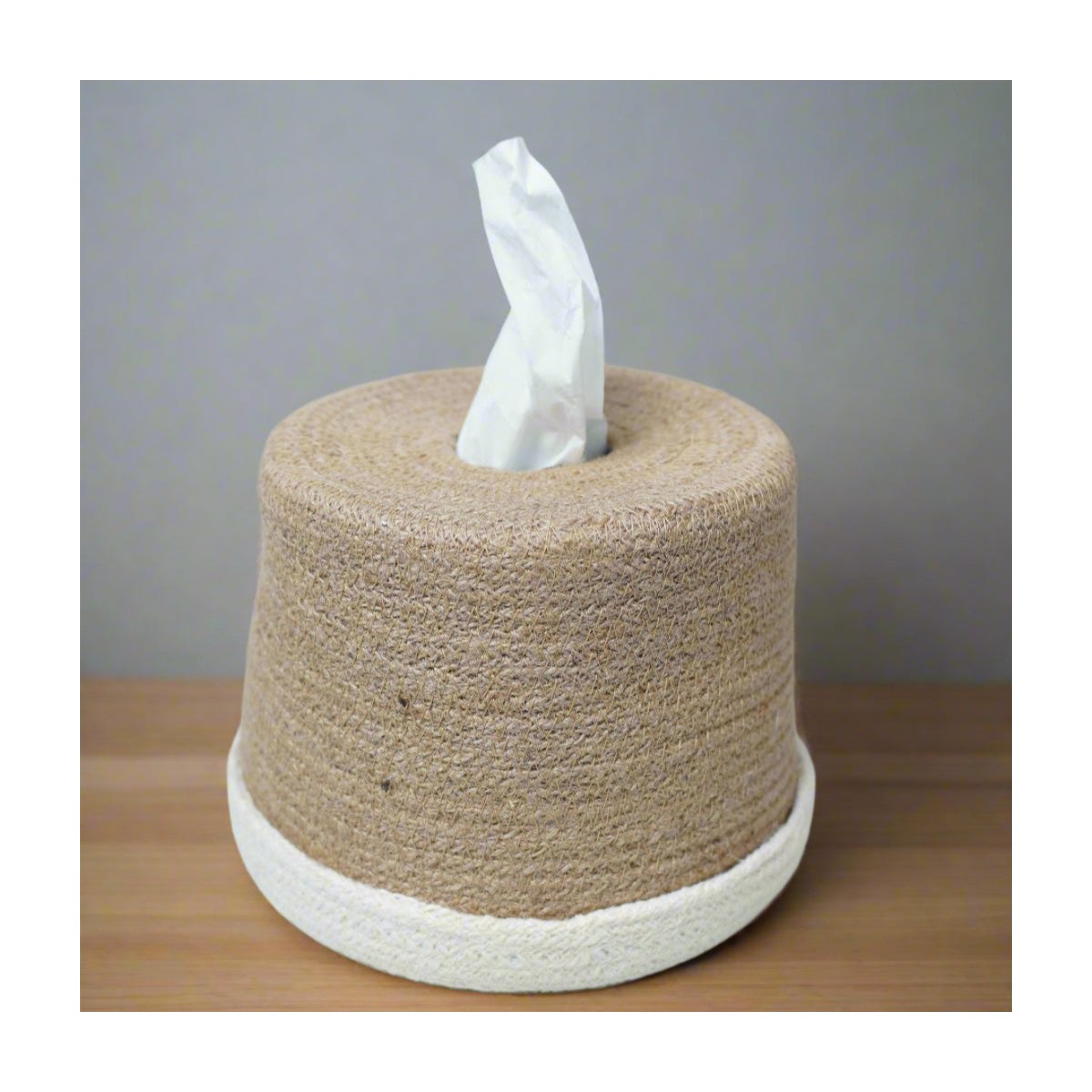 Handcrafted Round Jute Tissue Box Cover with Cream Accent – ETTYL